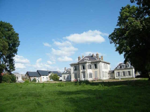 LES-PLUS-BEAUX-CHATEAUX MANOIRS-ET-RUINES DANS-LA-SOMME (80)